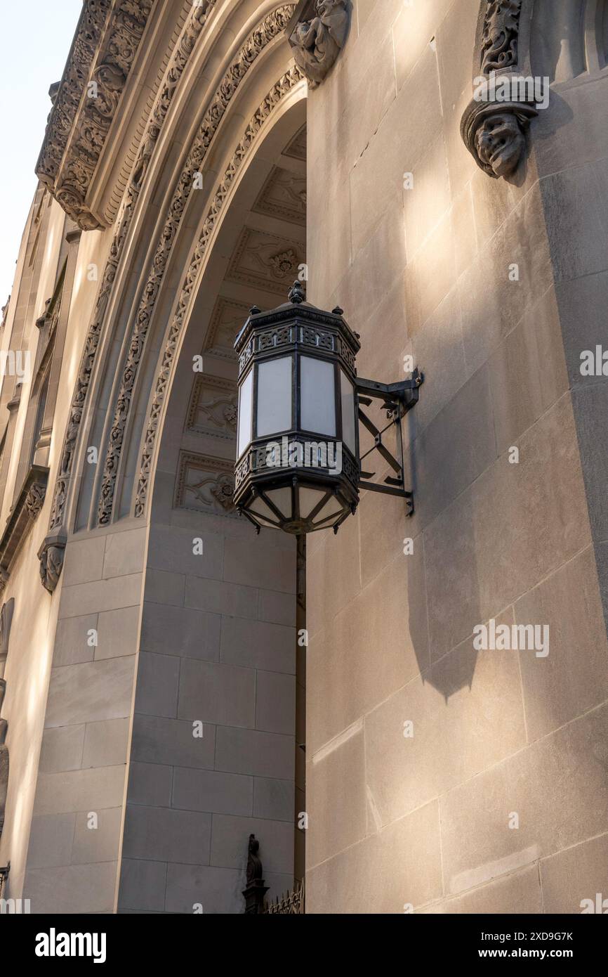 New York Life Insurance Company Building is an Historic Landmark, New ...