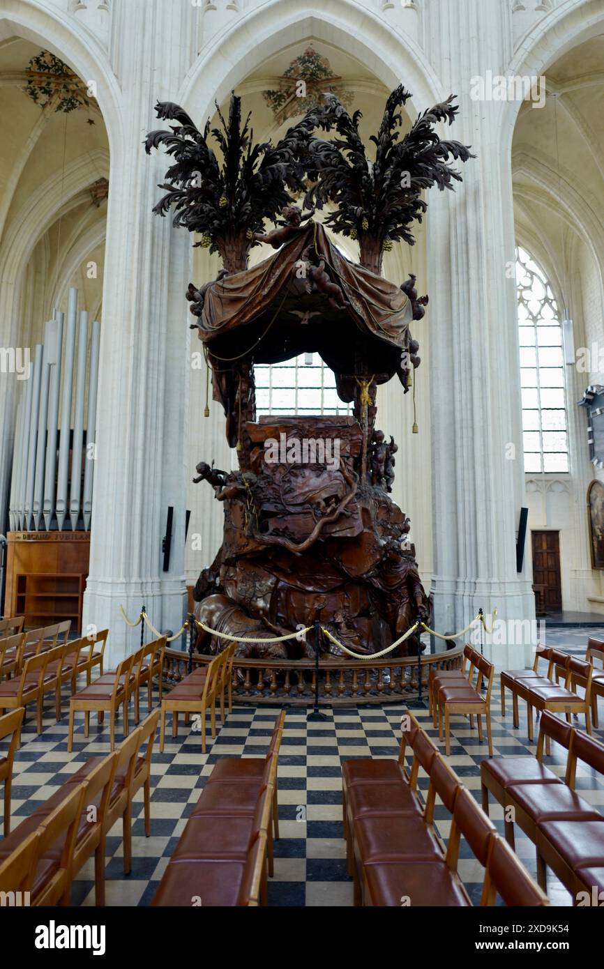 Historic wooden st peters hi-res stock photography and images - Alamy