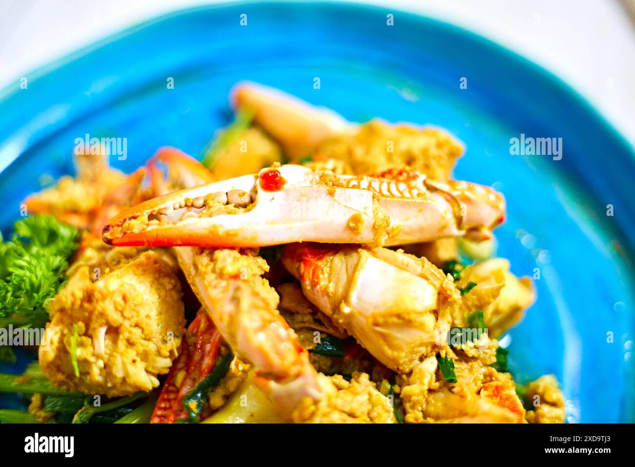 Stir Fried Crab in Curry Powder, yellow curry, Thai Food Stock Photo - Alamy