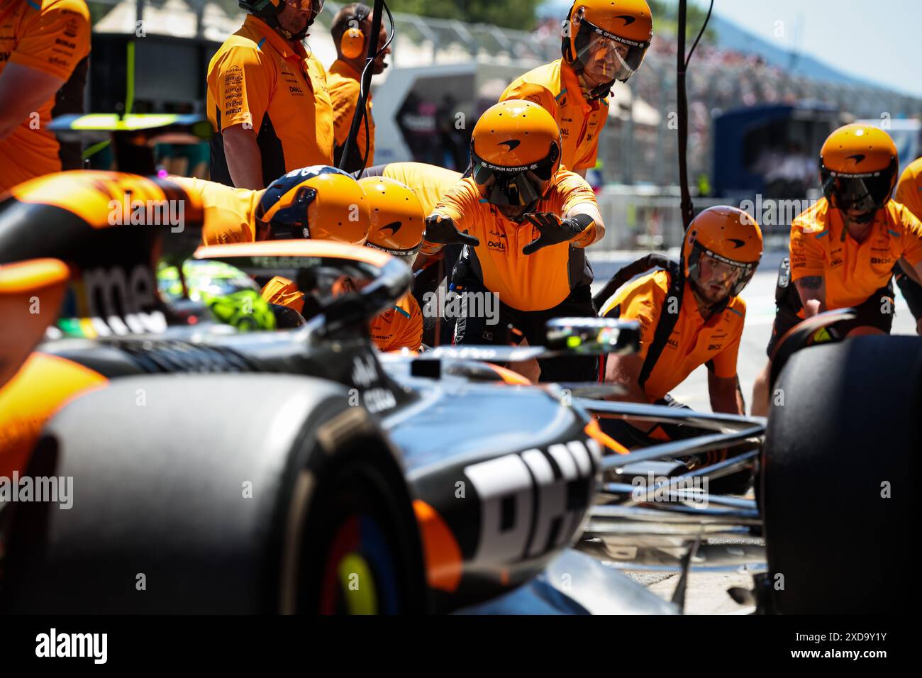 04 NORRIS Lando (gbr), McLaren F1 Team MCL38, action pitstop during the Formula 1 Aramco Gran ...