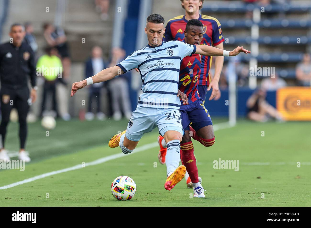 Kansas City, KS, USA. 19th June, 2024. Sporting Kansas City midfielder ...