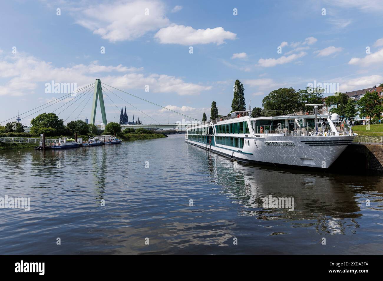 cruise ship Amadeus Queen in Deutz harbor, view to the Severinsbruecke ...