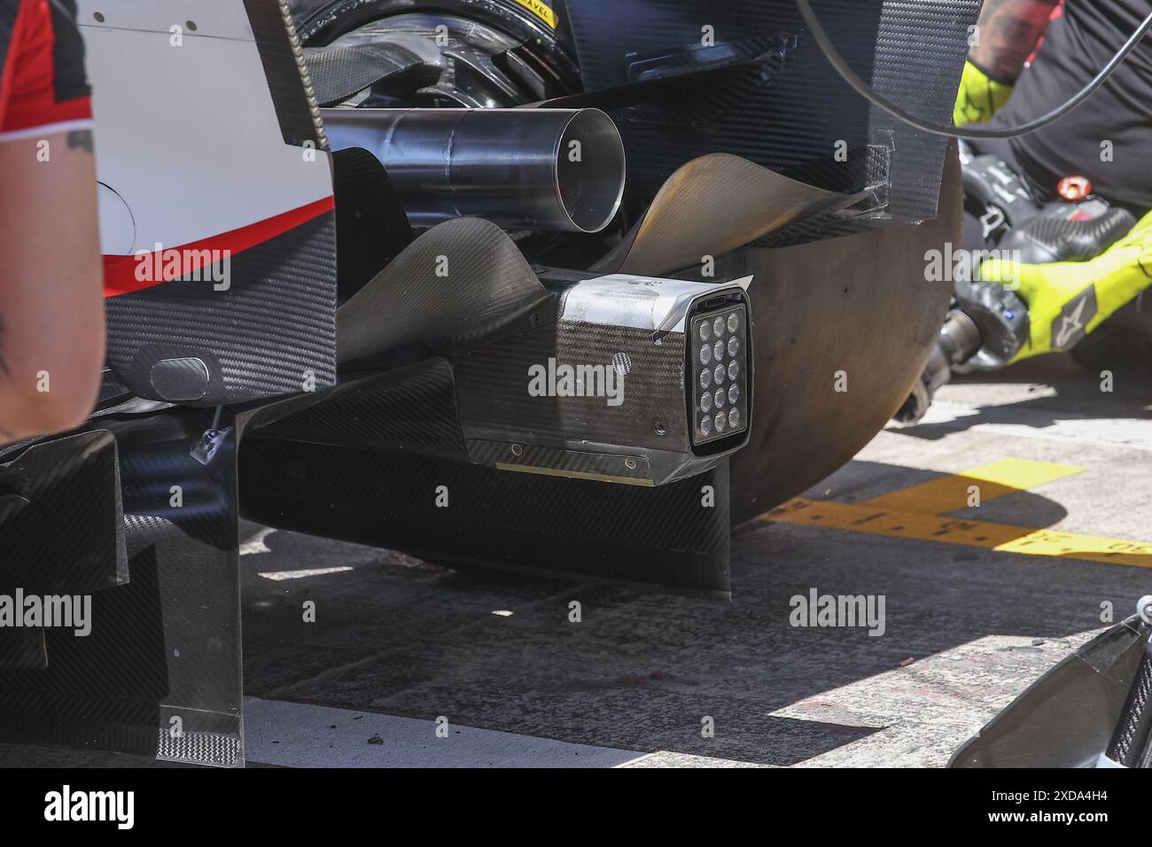 Haas F1 Team VF-24 Ferrari, Mechanical detail, rear impact structure ...