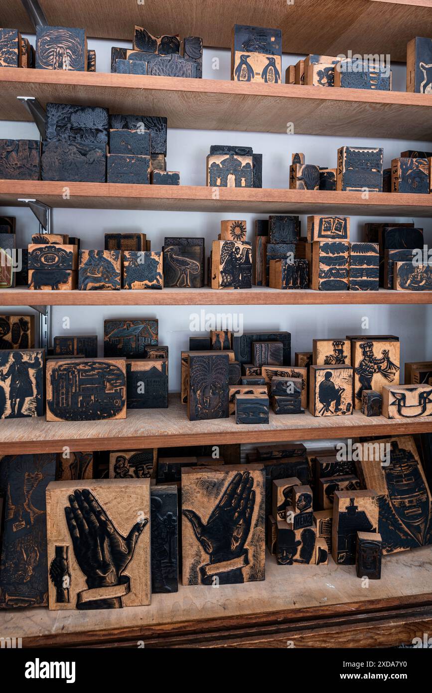 Wood engraving blocks used by David Gentleman for his work at Charing ...