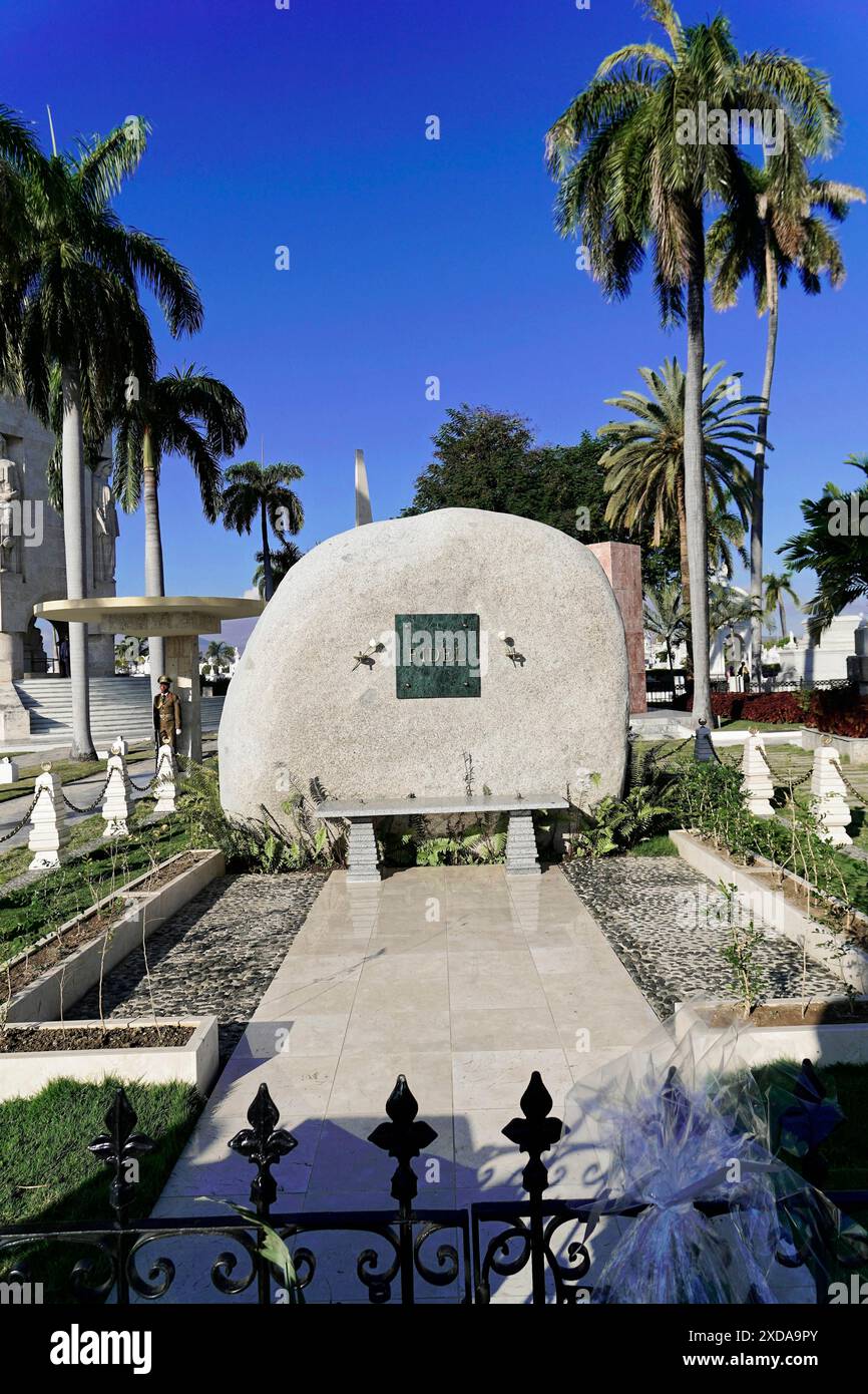 Gravesite, Fidel Castro 1926-2016, Cementerio Santa Ifigenia, Santiago ...