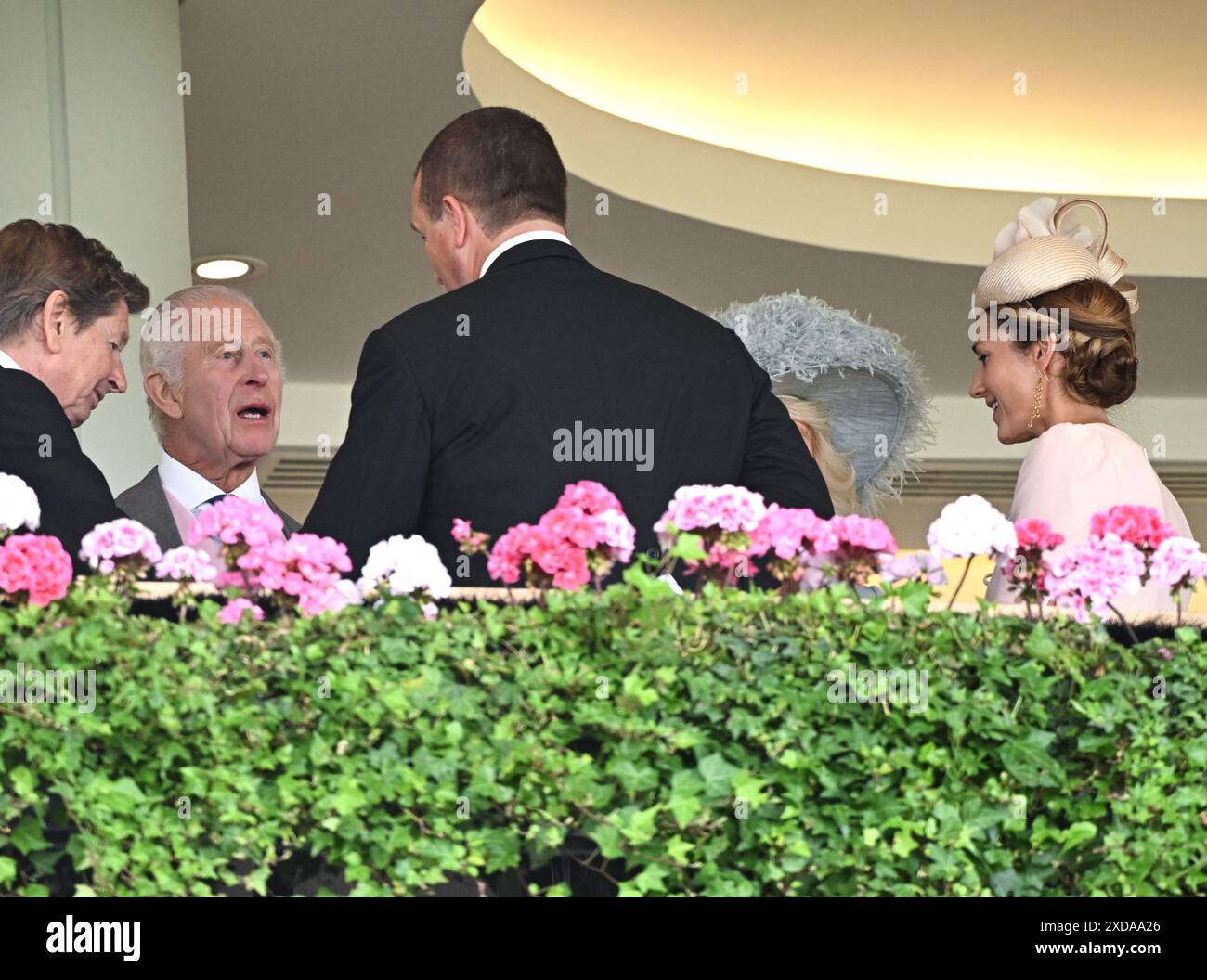 Harriet sperling peter phillips hi-res stock photography and images - Alamy