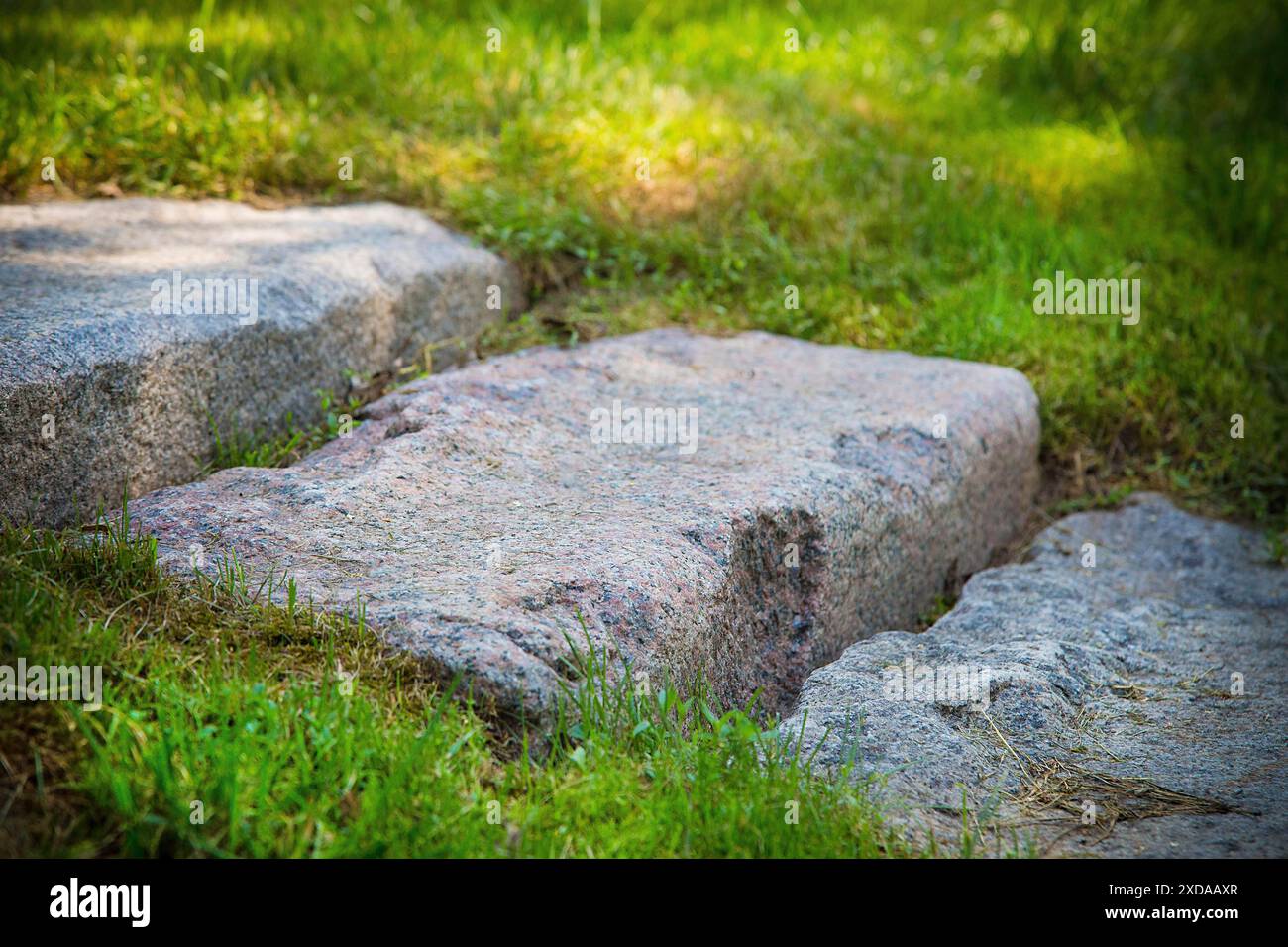 Sunlight cast hi-res stock photography and images - Alamy