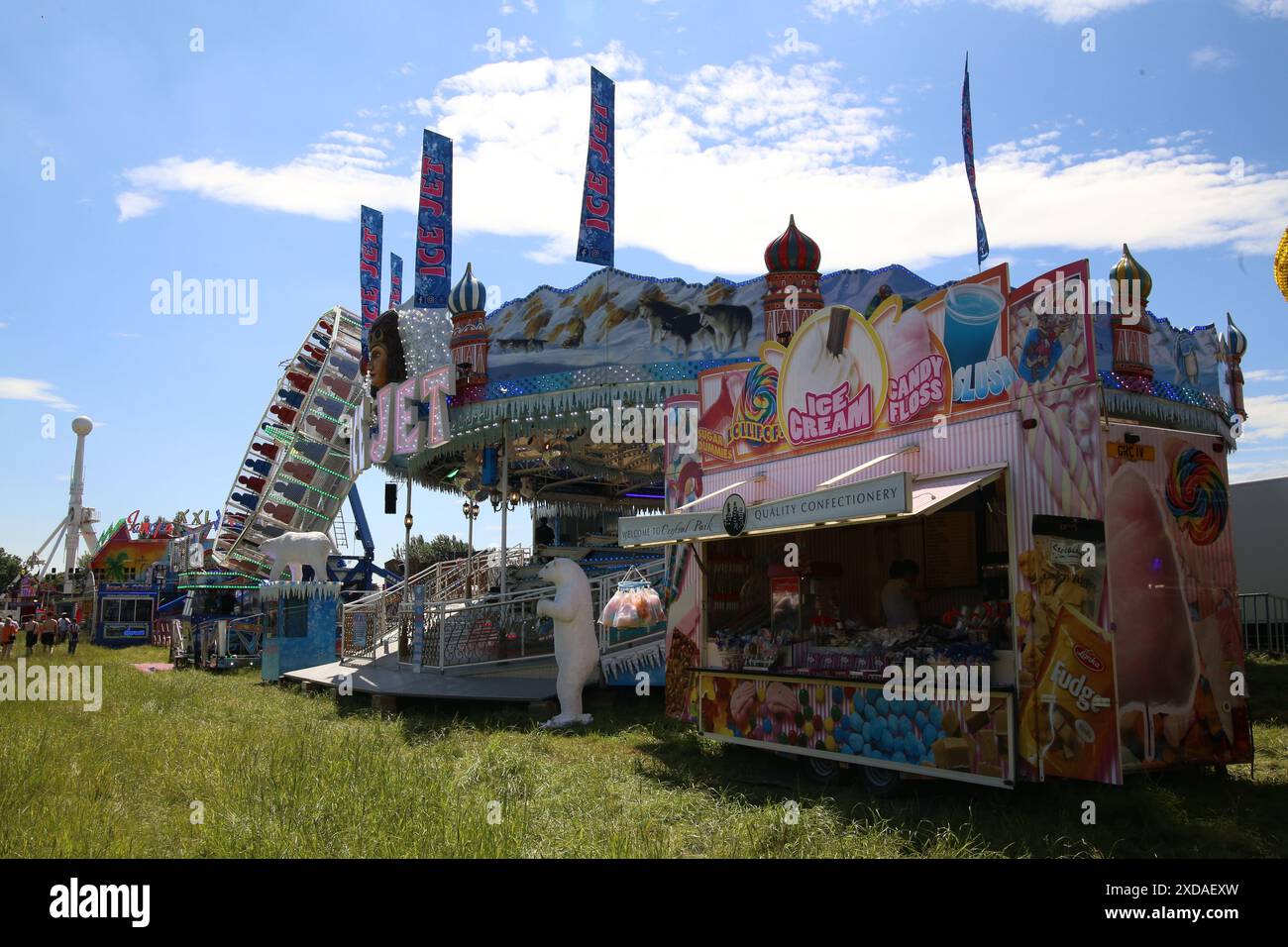 The Hoppings Europe's largest travelling funfair on Newcastle upon Tyne ...