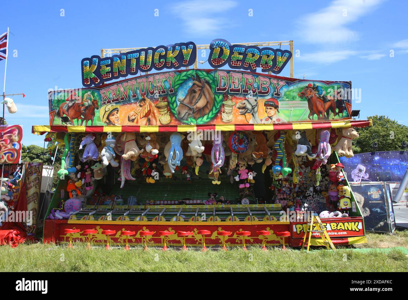 The Hoppings Europe's largest travelling funfair on Newcastle upon Tyne ...
