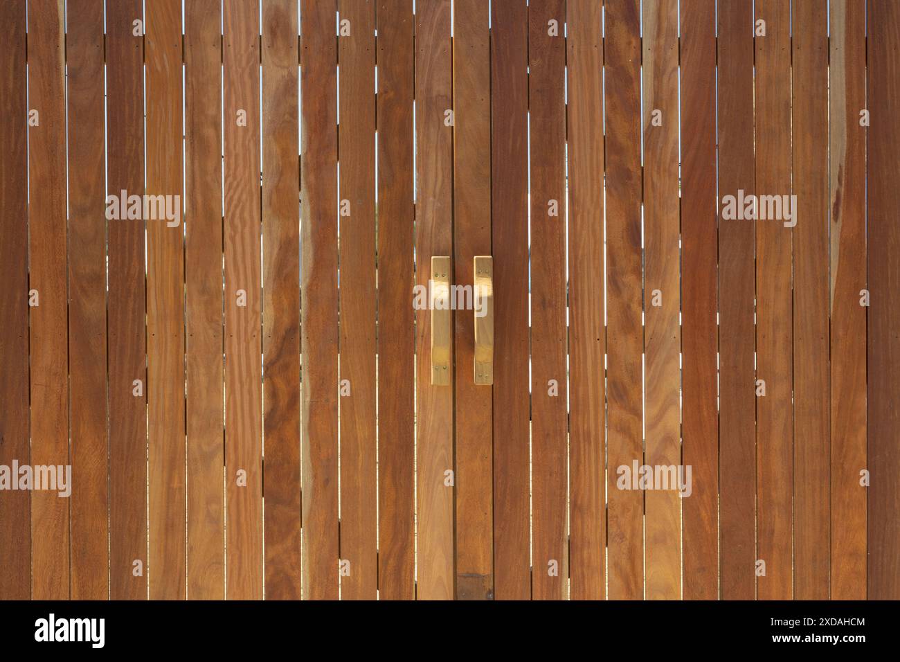 Modern wooden Gate with wooedn Handles Stock Photo - Alamy
