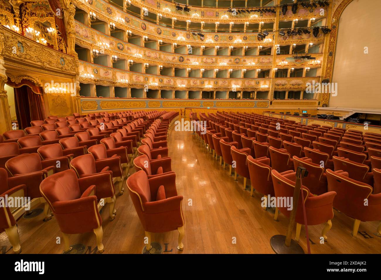 Teatro la fenice hi-res stock photography and images - Alamy