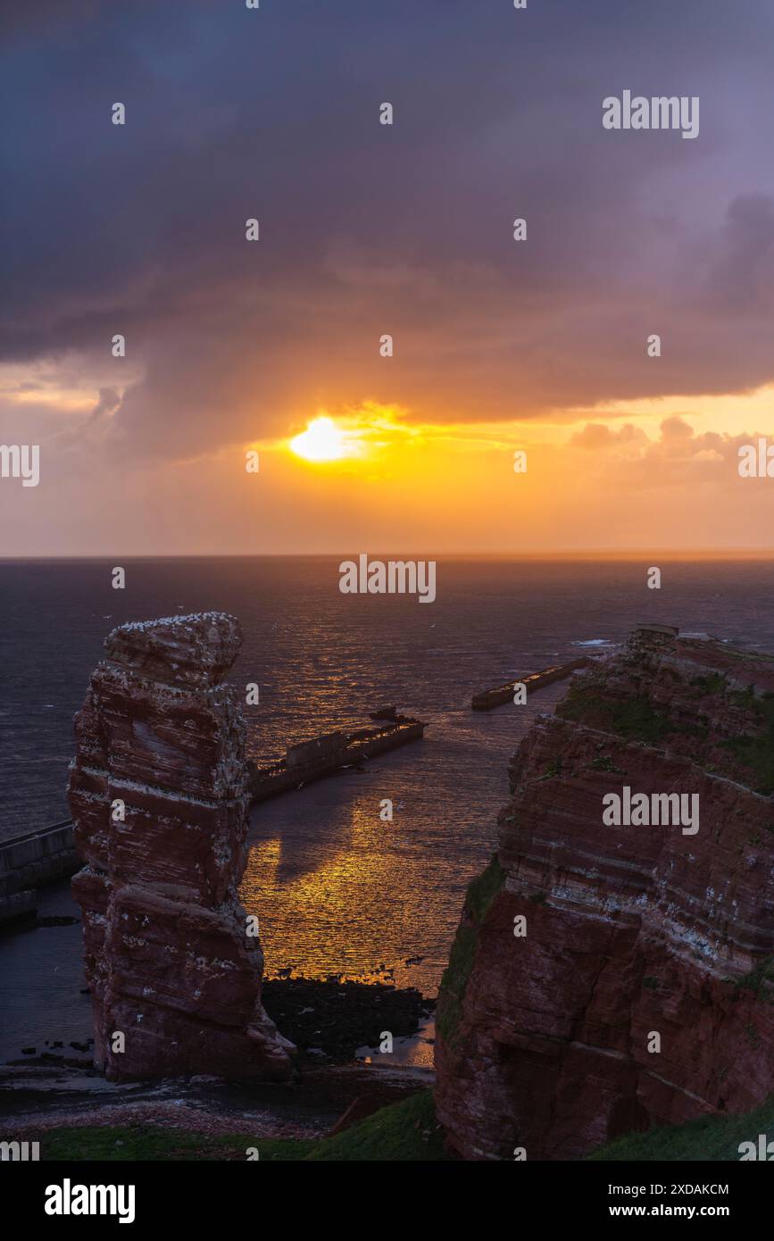 Evening shot, Lange Anna Felsen, red sandstone cliff, Lummenfelsen ...