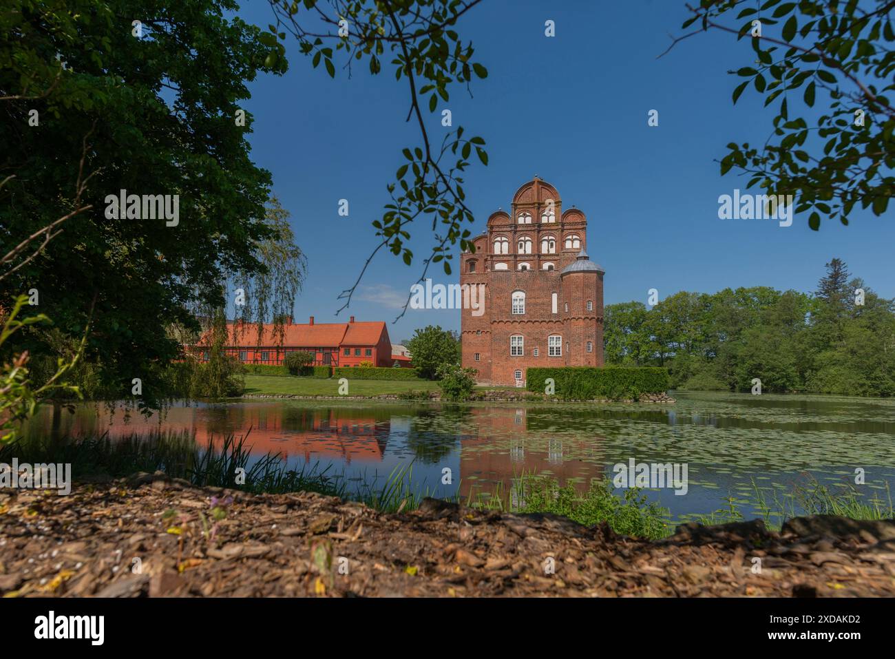 Late Gothic manor house Hesselagergaard with park, 16th century, lake ...