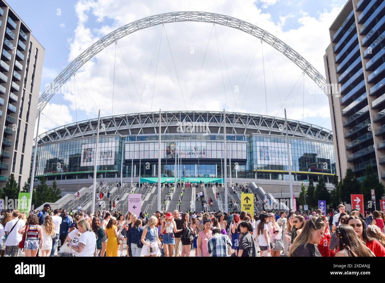Swifties arrive at Wembley Stadium as Taylor Swift plays the first of 8 ...