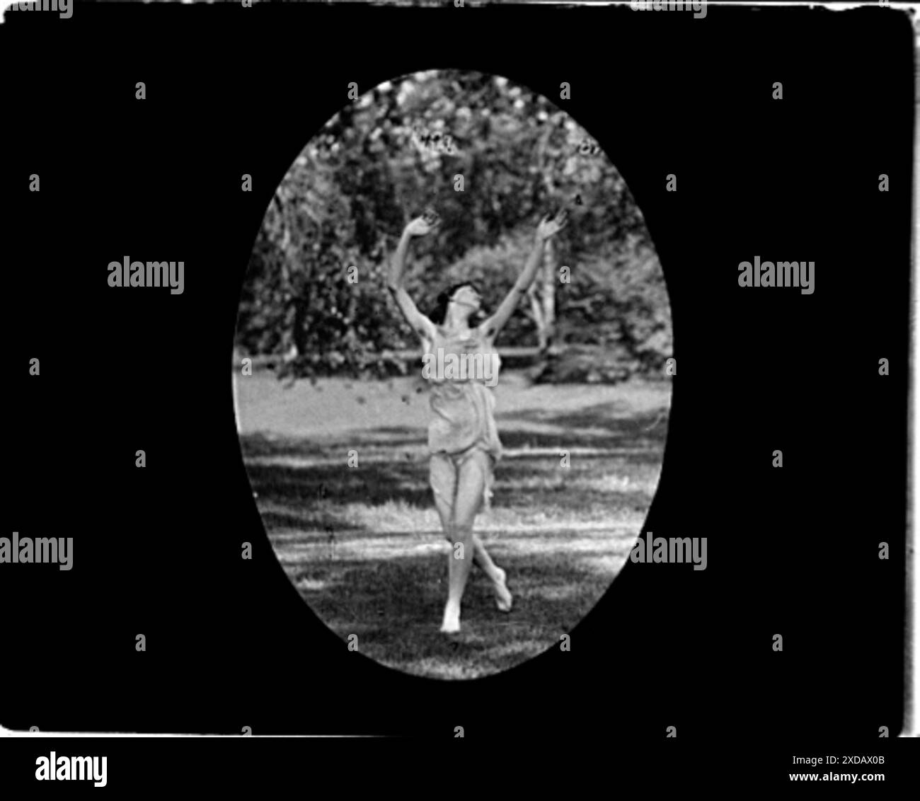 Dancer character stage Black and White Stock Photos & Images - Alamy