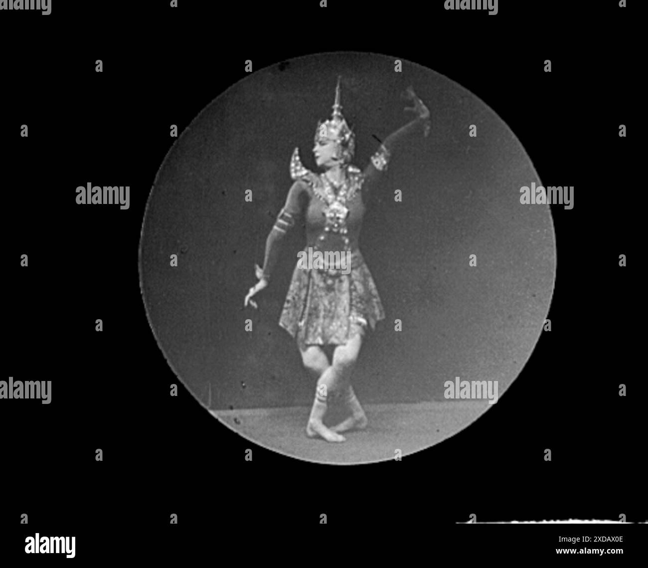 Ruth St. Denis dancing. Genthe photograph collection Stock Photo - Alamy