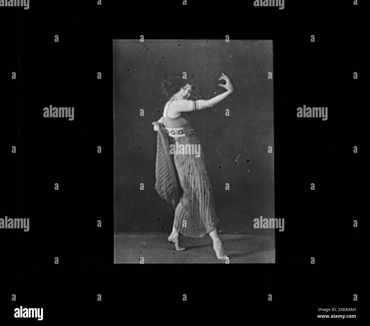 Ruth St. Denis dancing. Genthe photograph collection Stock Photo - Alamy