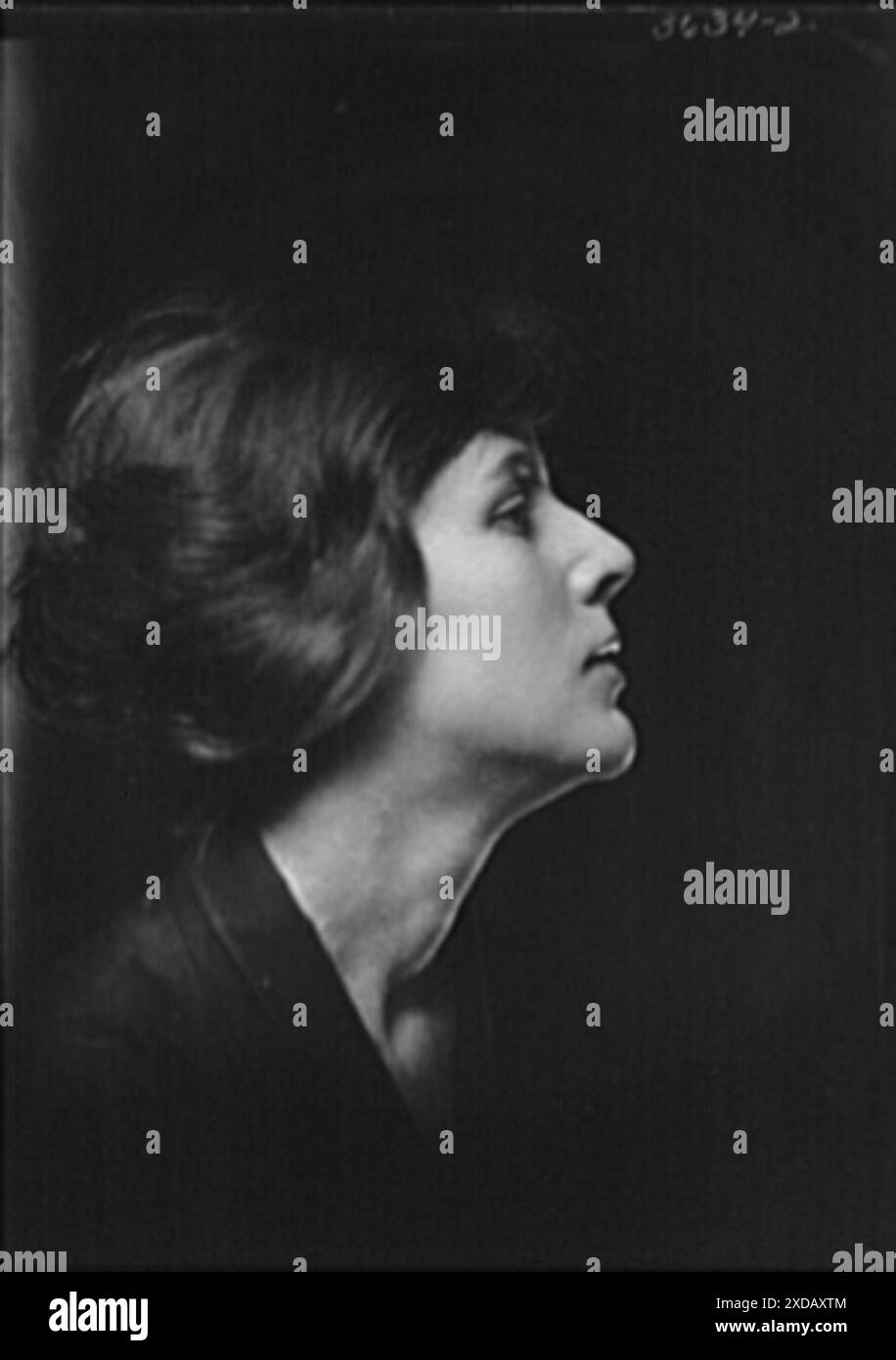 Helen cutter hi-res stock photography and images - Alamy