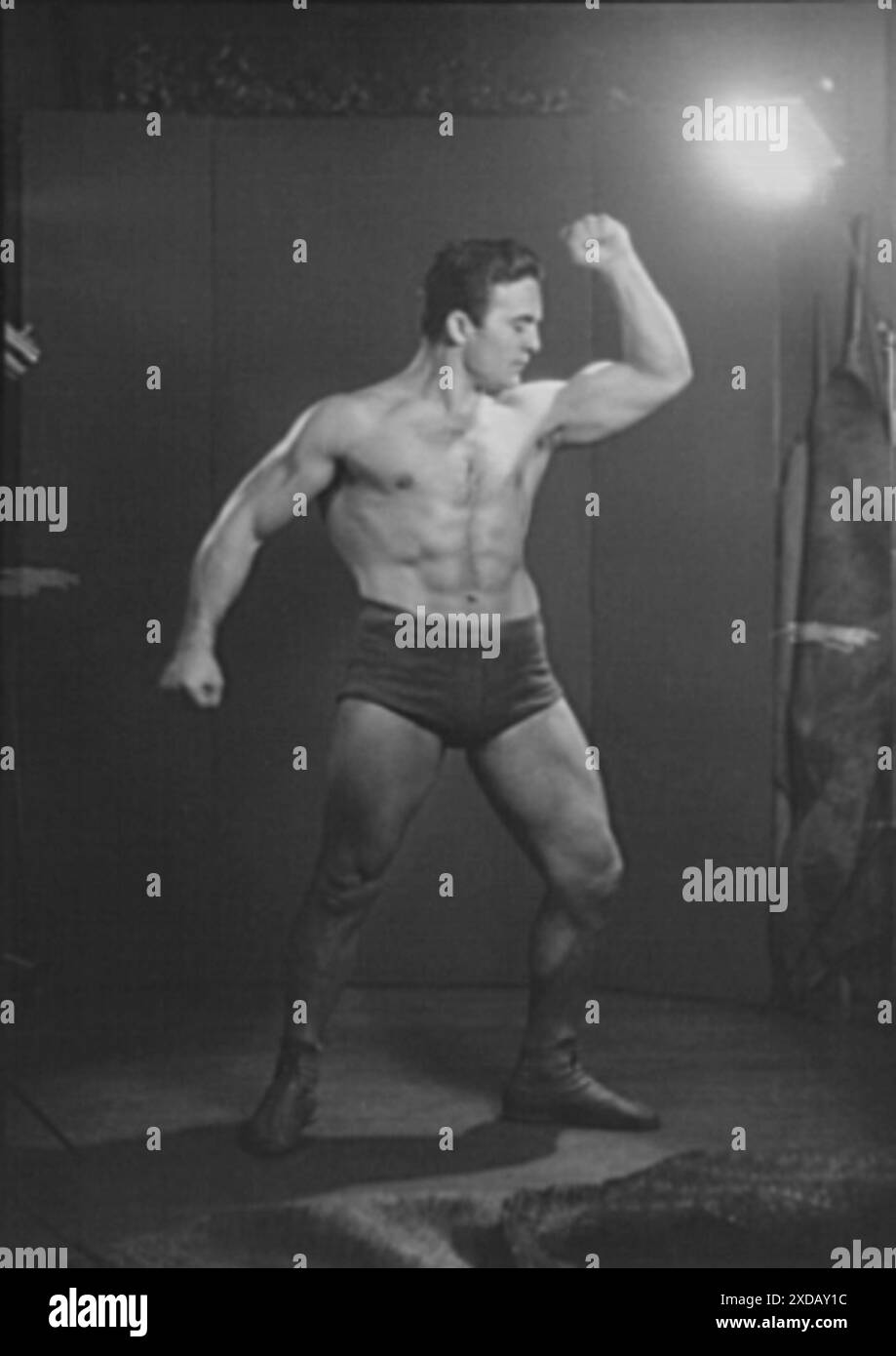 Londos, Jim, in a wrestling pose. Genthe photograph collection Stock ...