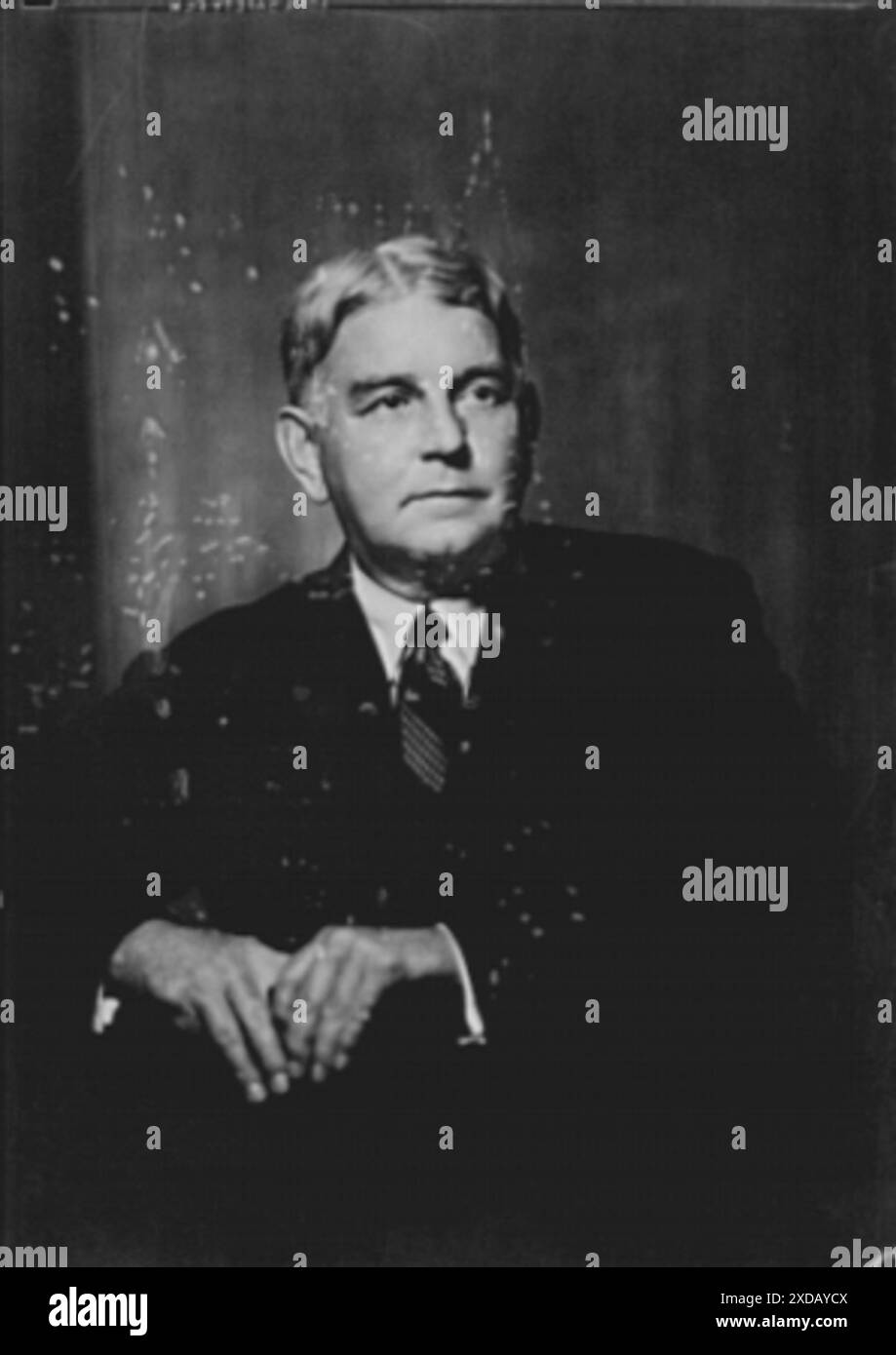 Hunt, Seth, Mr., portrait photograph. Genthe photograph collection ...