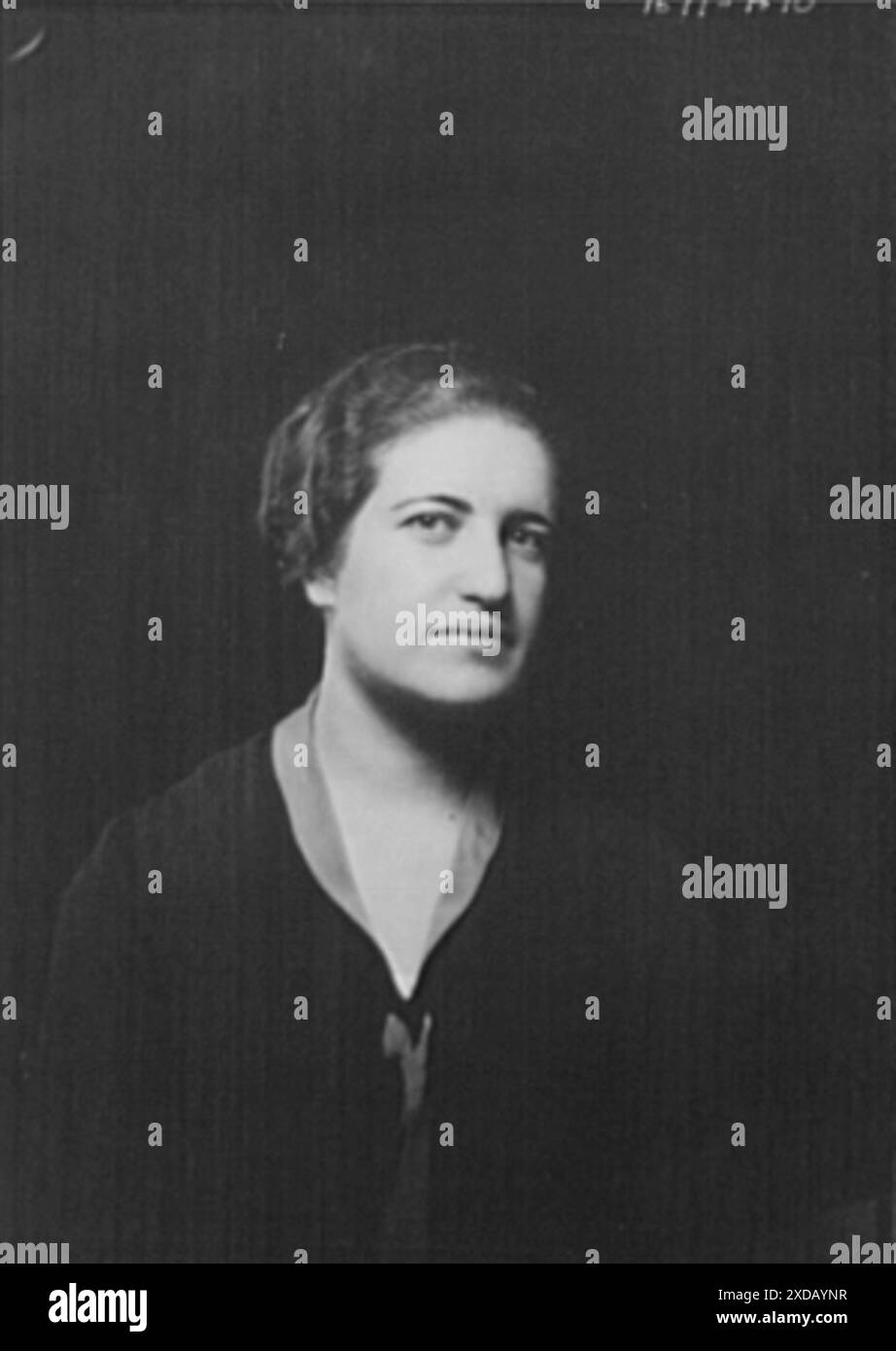 Wertheimer, M., Miss, portrait photograph. Genthe photograph collection ...