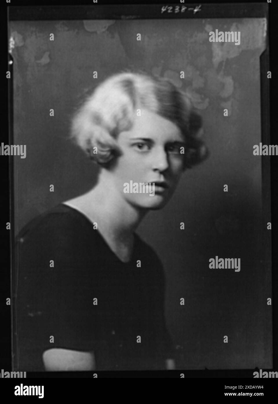 Marler, Mary Frances, Miss, portrait photograph. Genthe photograph ...