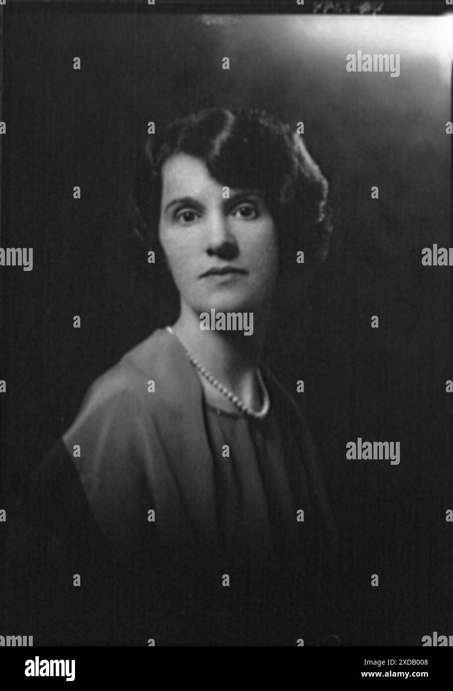 Portrait photograph mrs david hi-res stock photography and images - Alamy