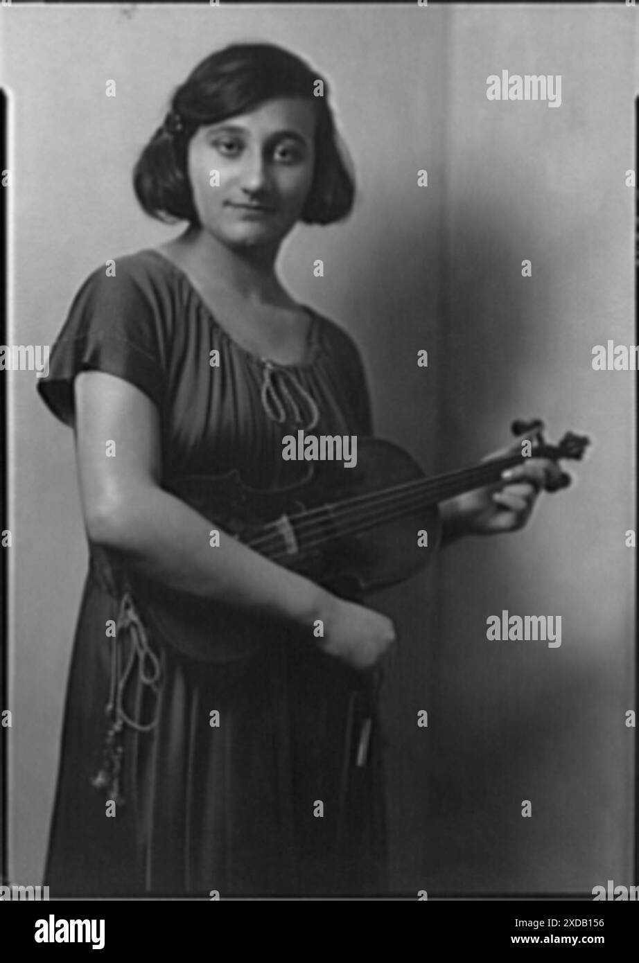 Morini, Erika, portrait photograph. Genthe photograph collection Stock ...