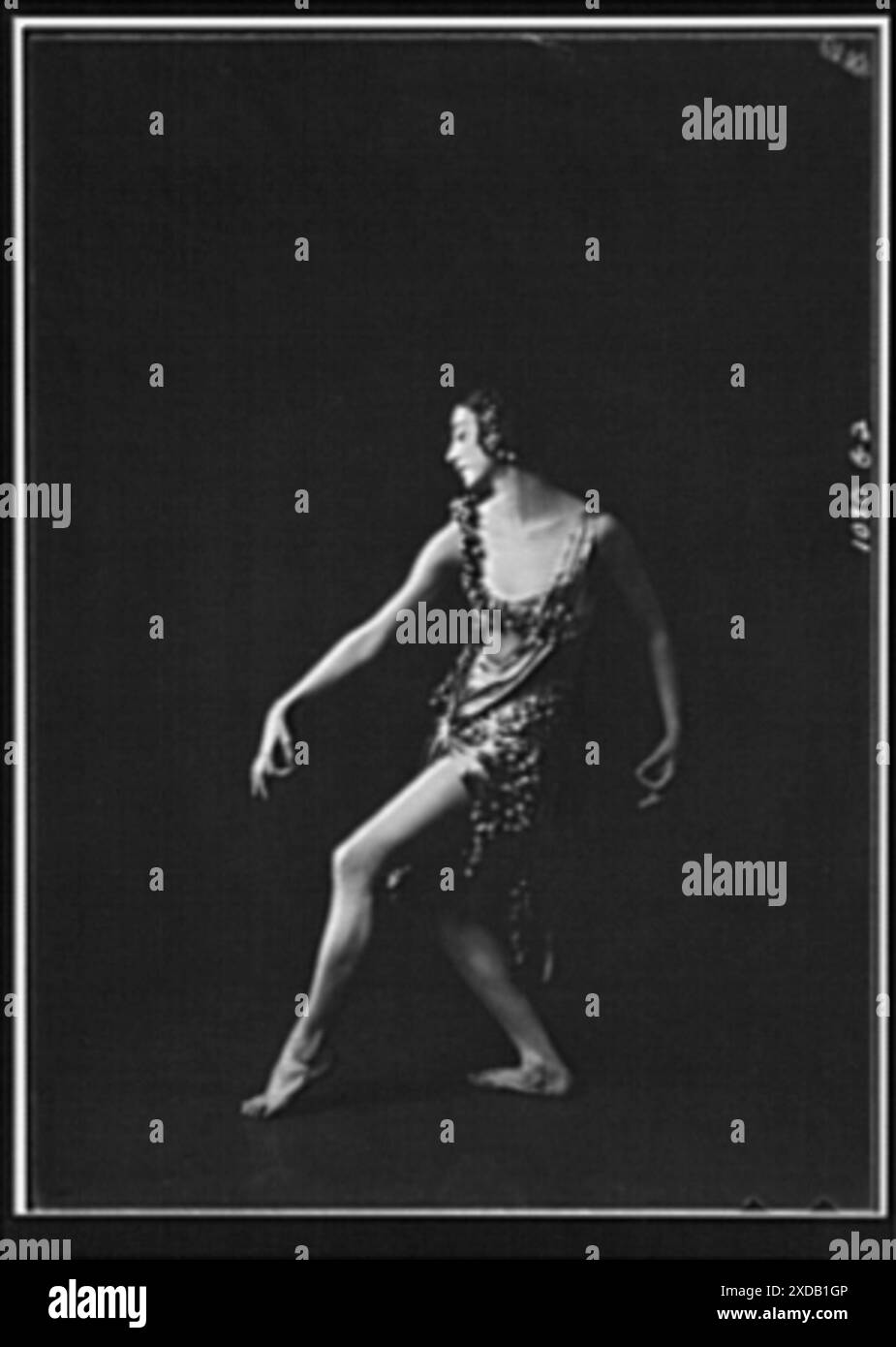 Cowan, Rosamonde, Miss (Rose Rolanda ; Mrs. Miguel C.). Genthe ...