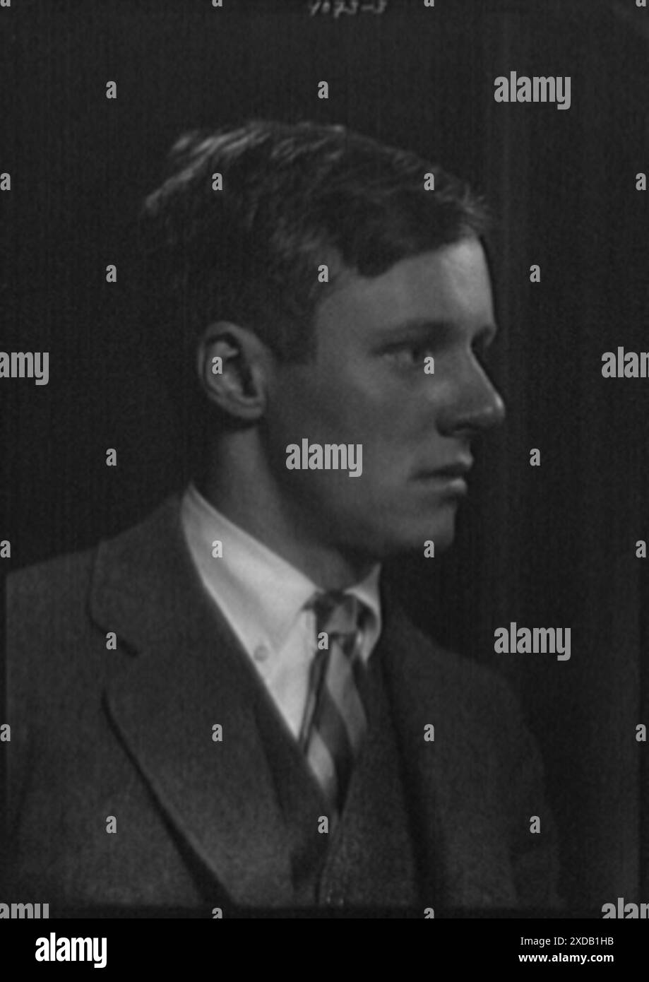 Holden, Dean, Mr., portrait photograph. Genthe photograph collection ...