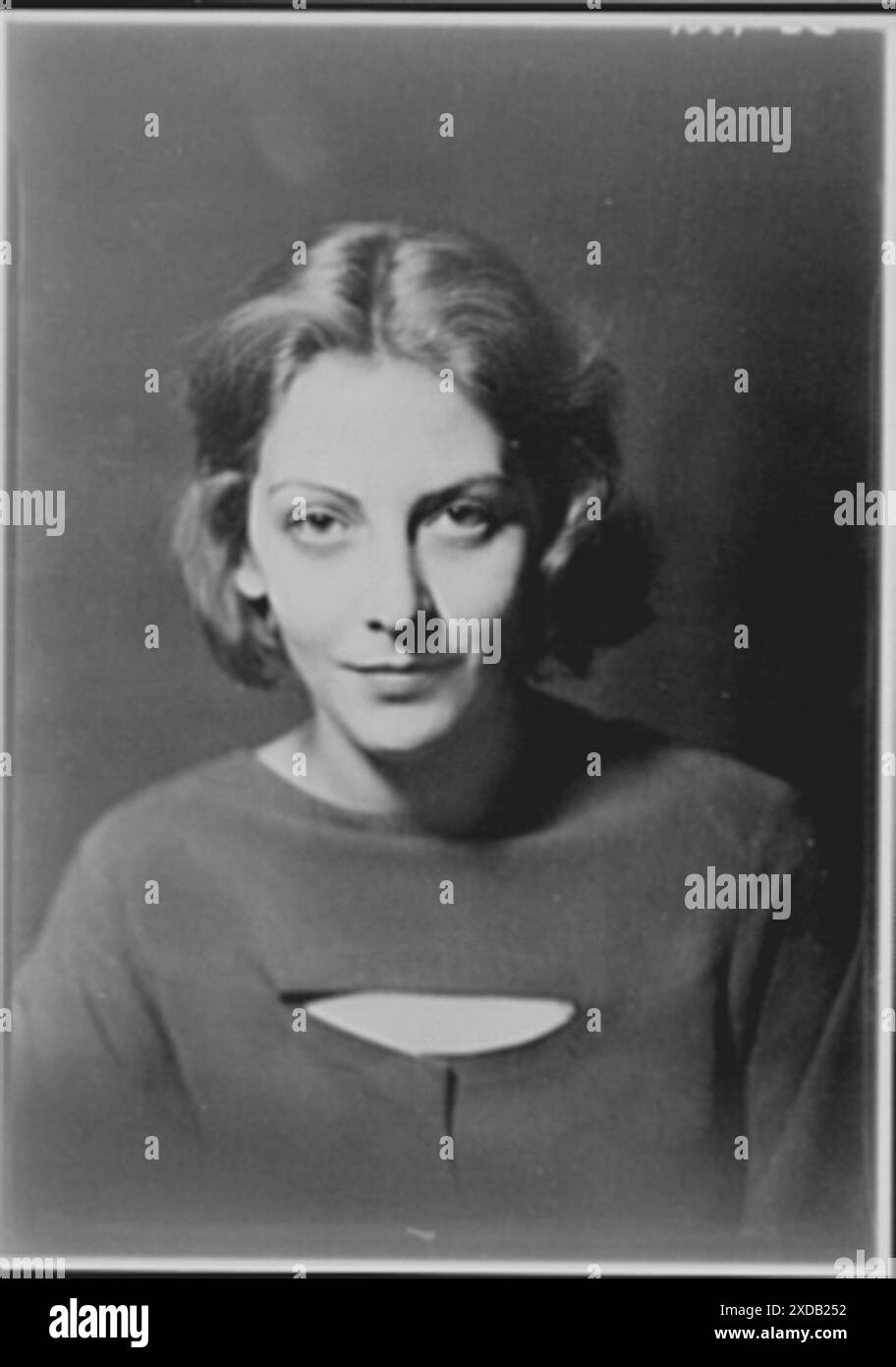 Hahn, Alice, Miss, portrait photograph. Genthe photograph collection ...
