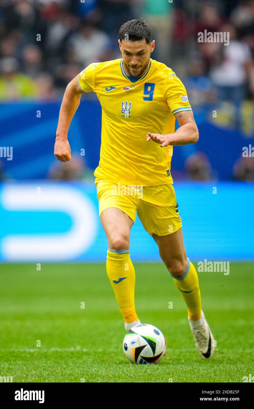 DUSSELDORF, GERMANY - JUNE 21: Roman Yaremchuk of Ukraine dribbles with ...
