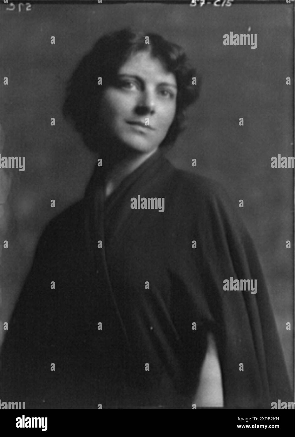 Kane, Gale, Miss, portrait photograph. Genthe photograph collection ...