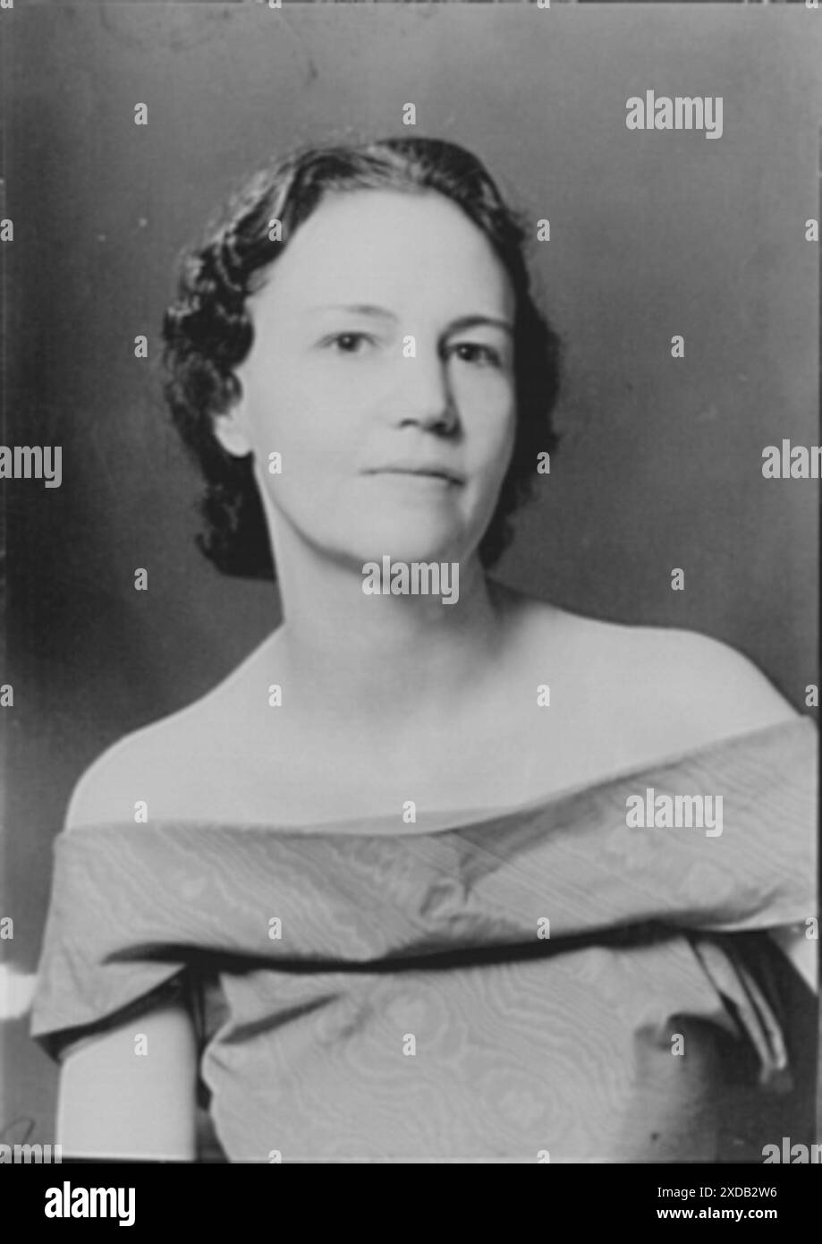Cleveland, Frances, Miss, portrait photograph. Genthe photograph ...