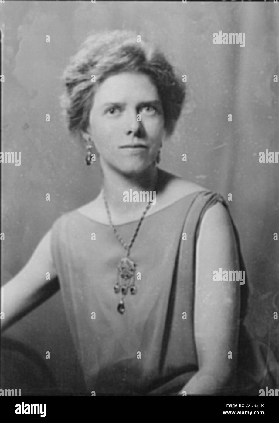 Miss finch hi-res stock photography and images - Alamy