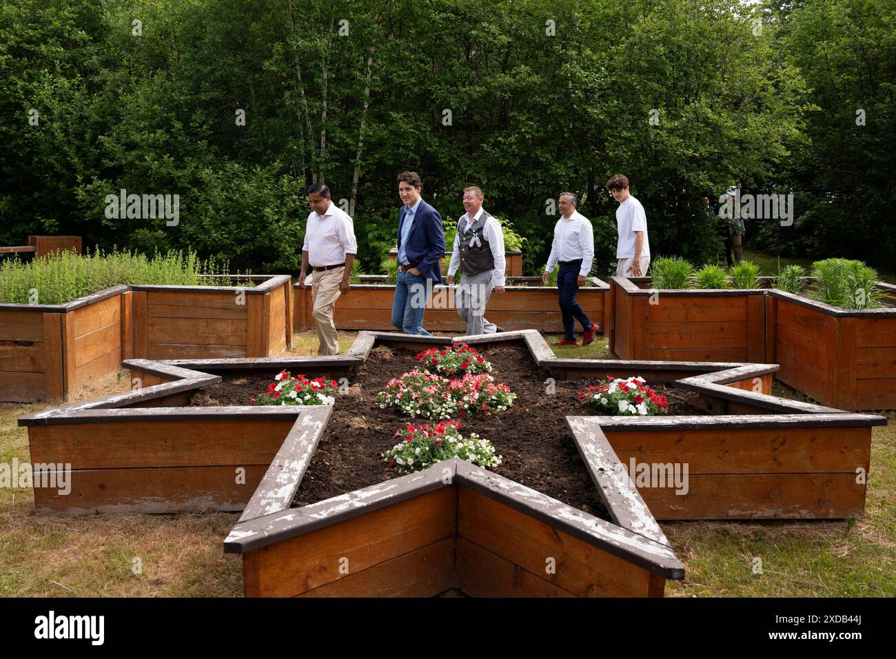 Prime Minister Justin Trudeau, second from left, with his son Xavier ...