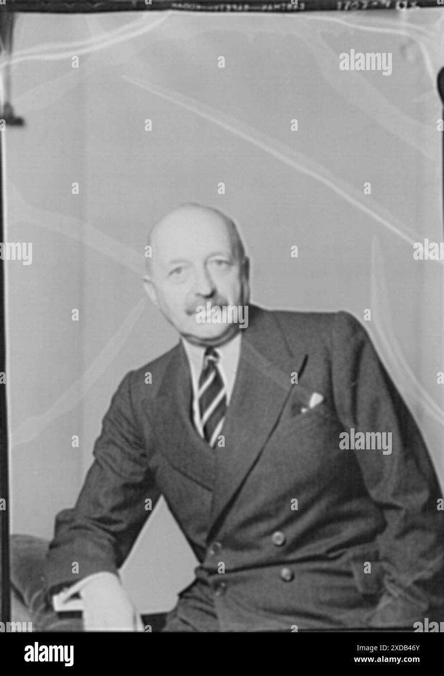 Rothbart, Albert, Mr., portrait photograph. Genthe photograph ...