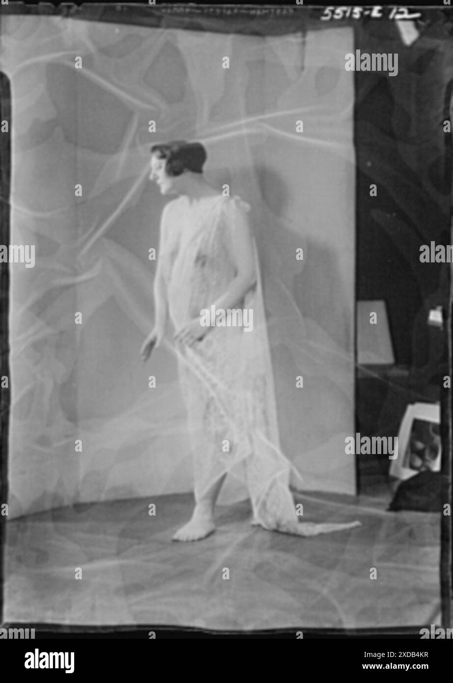 Irma Duncan dancer. Genthe photograph collection Stock Photo - Alamy