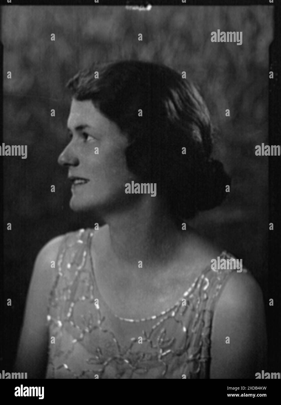 Benson, Stuart, Mrs., portrait photograph. Genthe photograph collection ...