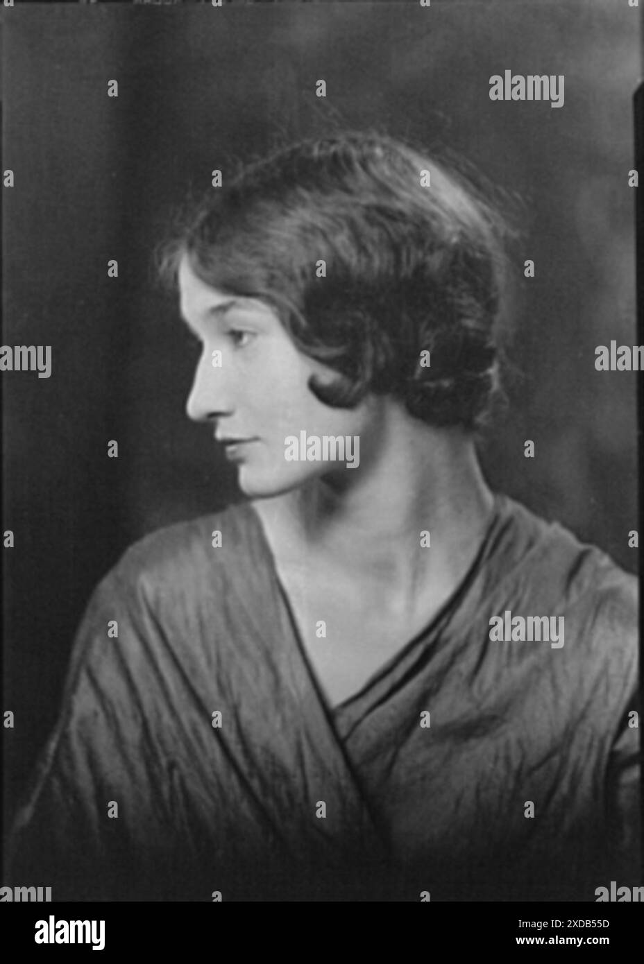 Ide, Letitia, Miss, portrait photograph. Genthe photograph collection ...
