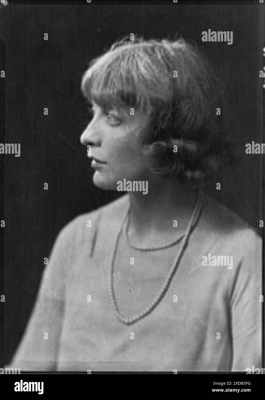 Winwood, Estelle, portrait photograph. Genthe photograph collection ...