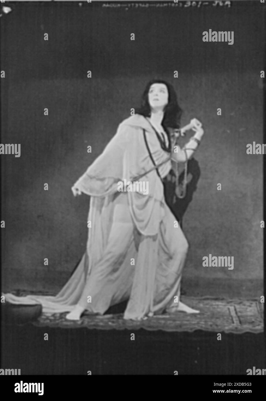 St. Denis, Ruth. Genthe photograph collection Stock Photo - Alamy
