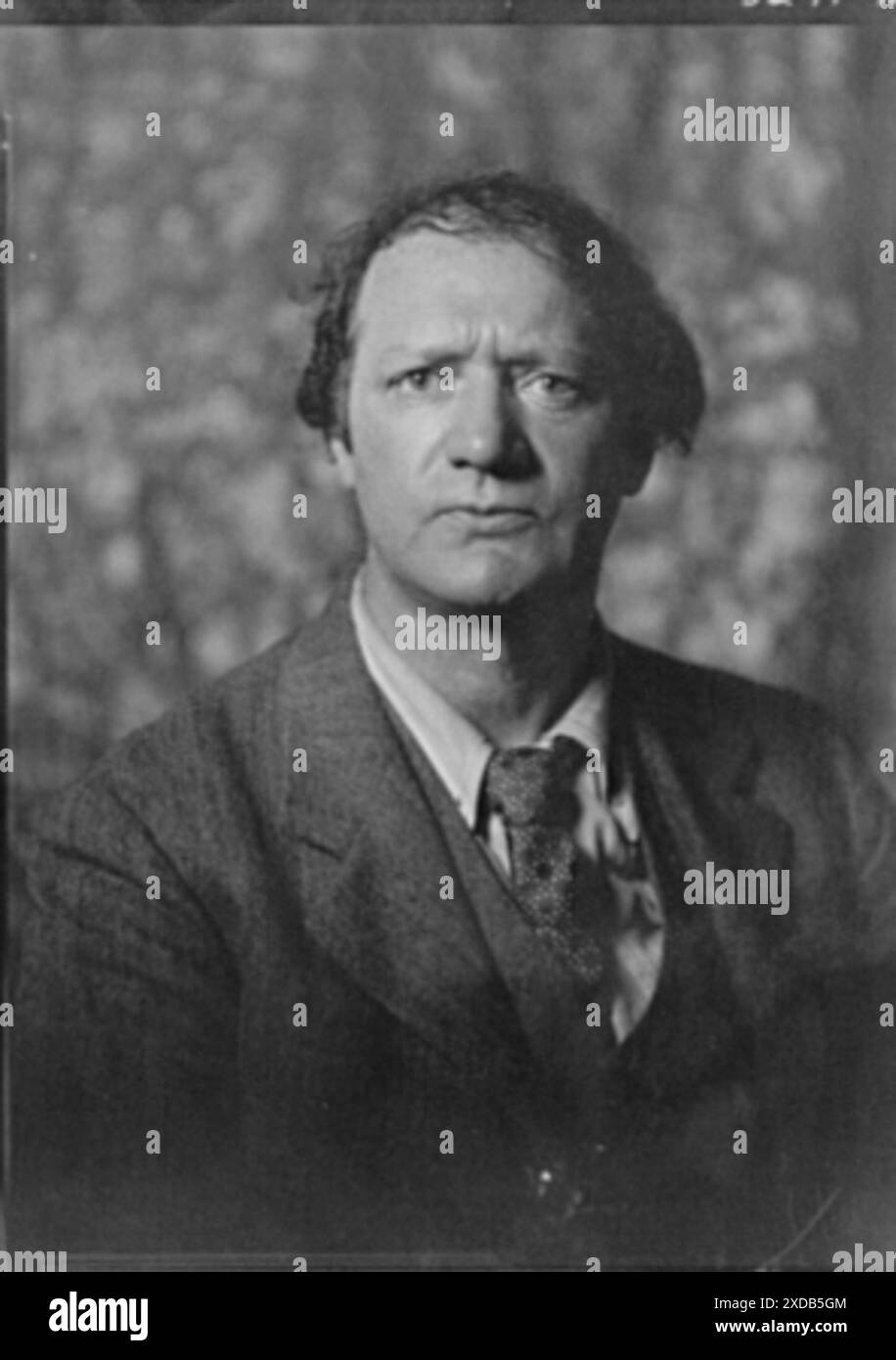 Epstein, Jacob, Mr., portrait photograph. Genthe photograph collection ...