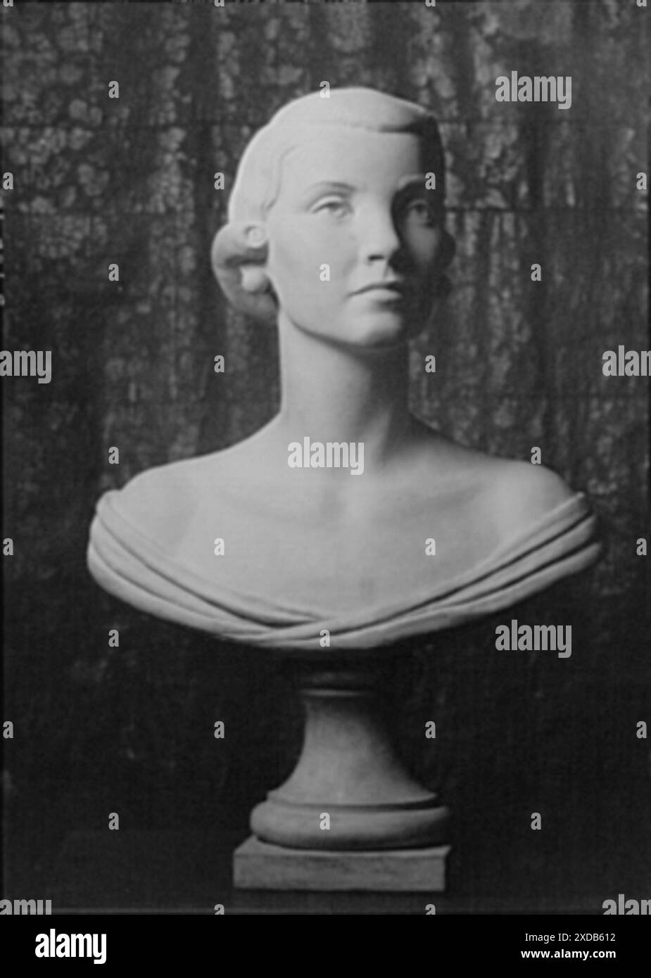 Portrait bust of a woman by Mr. Wheeler Williams. Genthe photograph ...