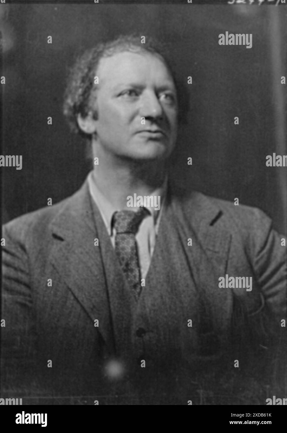 Epstein, Jacob, Mr., portrait photograph. Genthe photograph collection ...