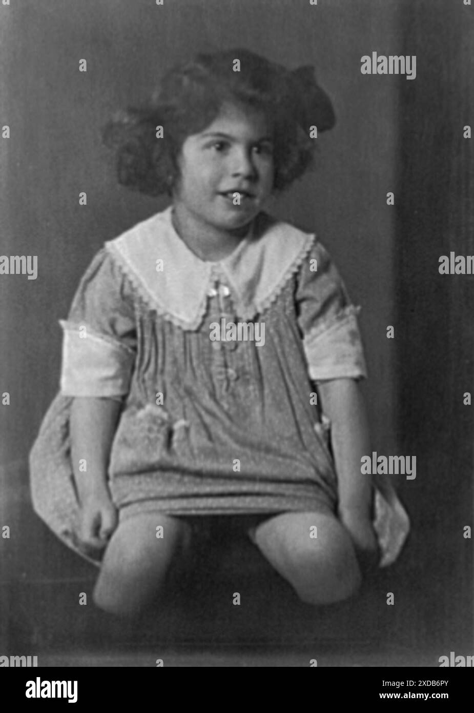 Altschul, Edith, portrait photograph. Genthe photograph collection ...
