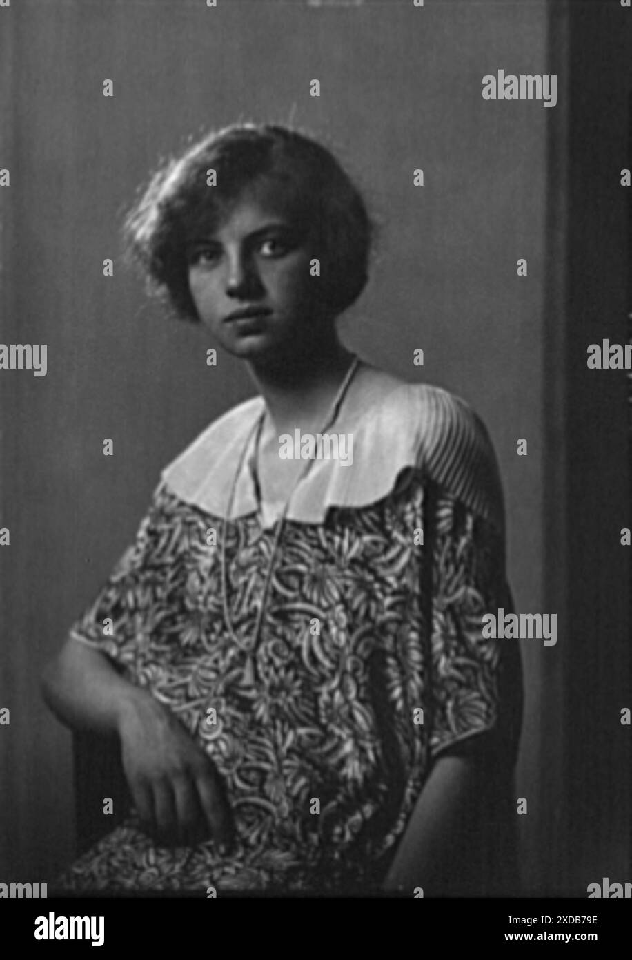 Hammond, Rachel, Miss, portrait photograph. Genthe photograph ...