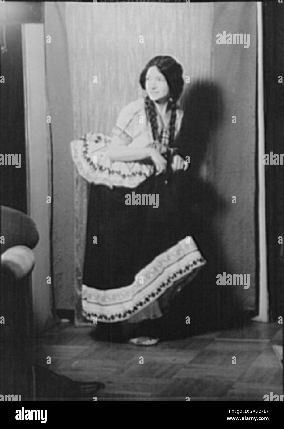 Zarima, Xenia, portrait photograph. Genthe photograph collection Stock ...