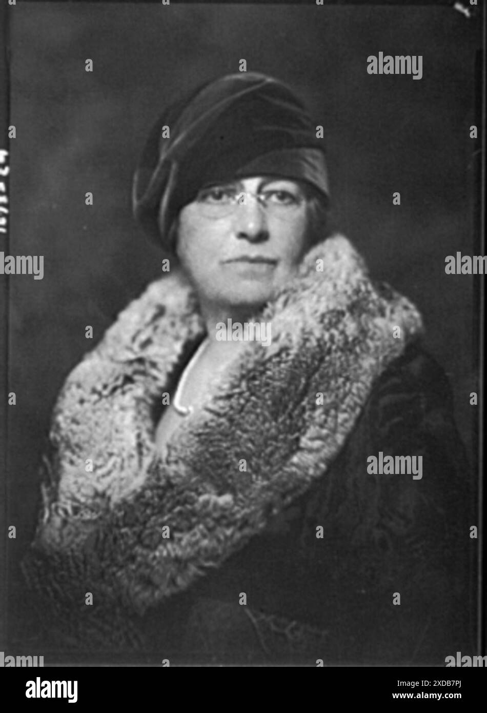 Wertheimer, M.A., Mrs., portrait photograph. Genthe photograph ...