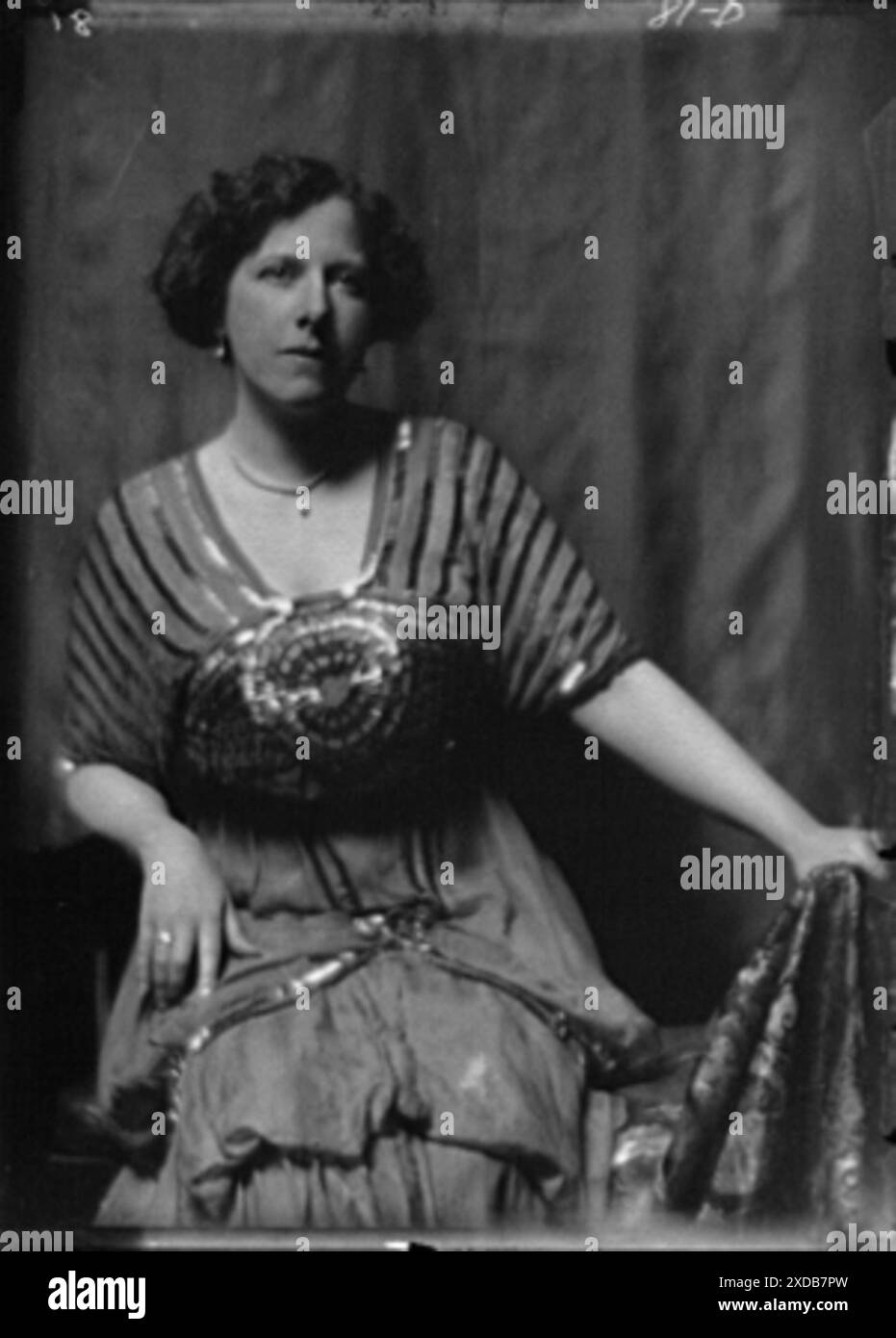 Stern, Arthur, Mrs., portrait photograph. Genthe photograph collection ...